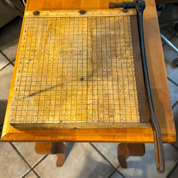 Ingeto No. 4 | Accessories | Vintage Chicago Sling Blade Paper Cutter ...